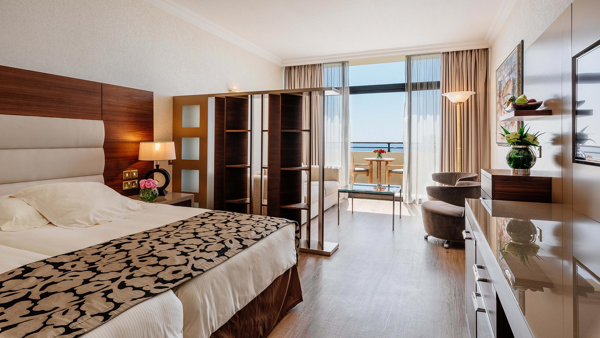 Photo Gallery of Amathus Beach Hotel Limassol