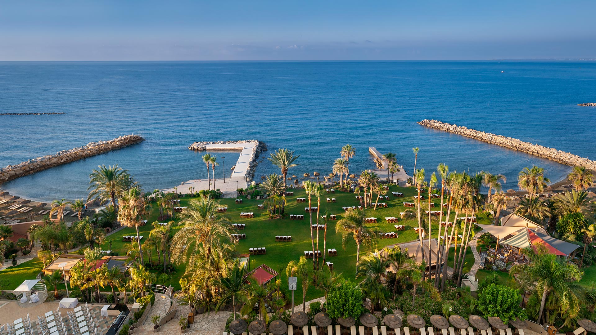 Photo Gallery of Amathus Beach Hotel Limassol