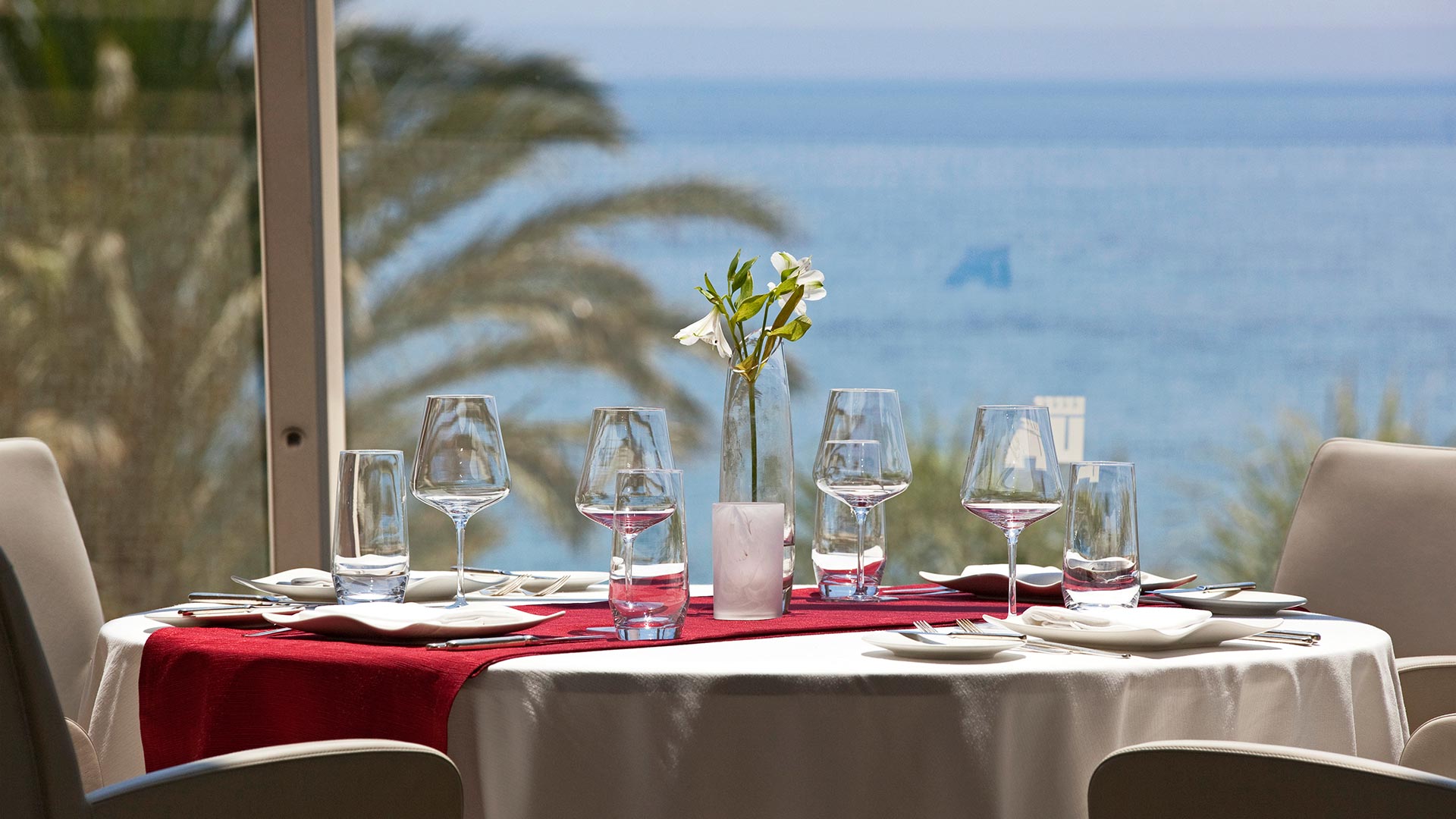 Photo Gallery of Amathus Beach Hotel Limassol